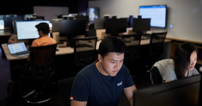 Library computers & technology | Academy Library - UNSW Canberra