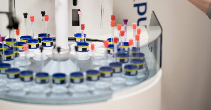 Rabi - 400 MHz Avance III HD | NMR